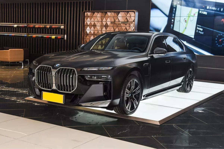 Gonzo Motors Samandar BMW i7 eDrive