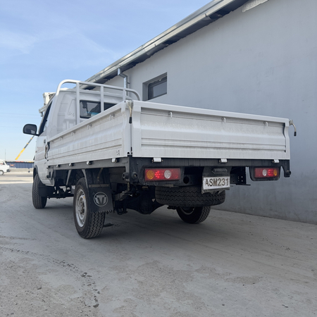 TM 01 yakka kabina