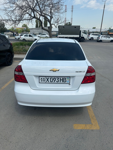 Nexia 3 2019 sotiladi