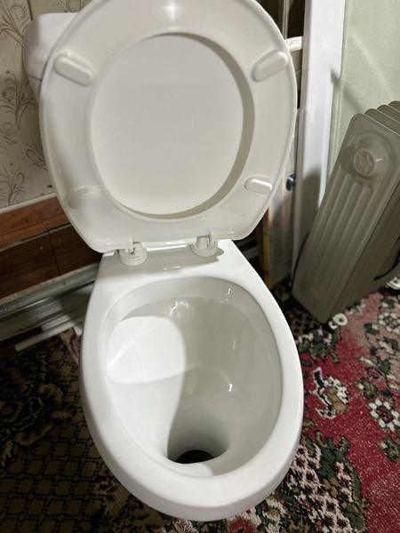 Унитаз в отличном состоянии