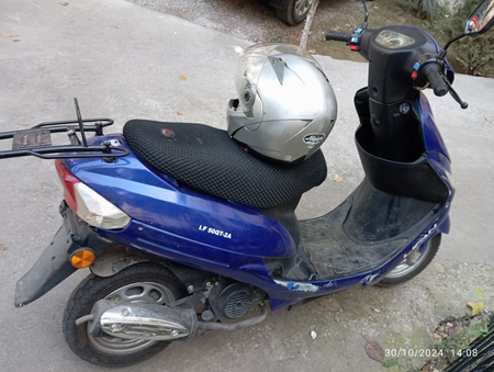 Skuter sotiladi halati yahshi