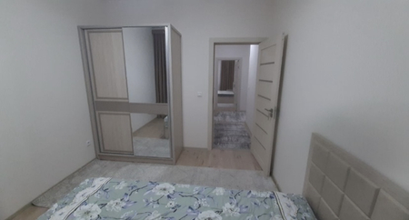 Olmozor city 3 xonali kvartira oilaga beriladi