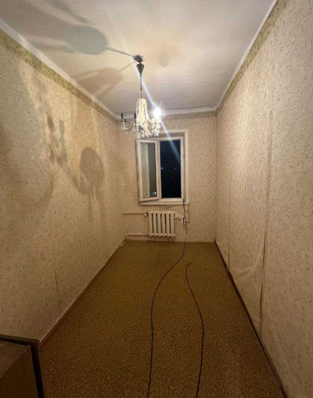 Продаётся!  Ойбек   .3/9/9.   монолит   72м²