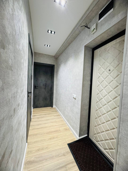 Продается квартира 2/3/4 на Ц-4