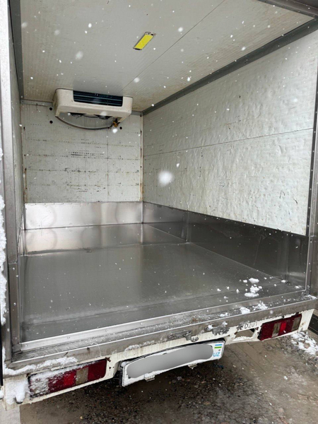 Damas labo Isuzu avtomobillarini pol qismini nerj list qoplab beramiz