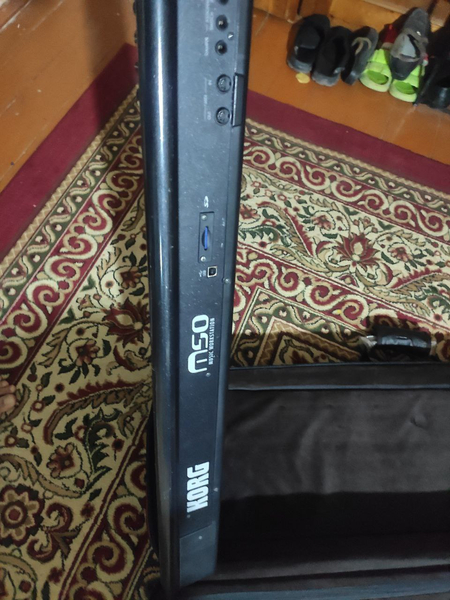 KORG M50 Sintezator