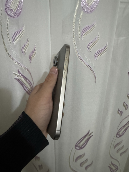 Iphone 15 pro max srochna