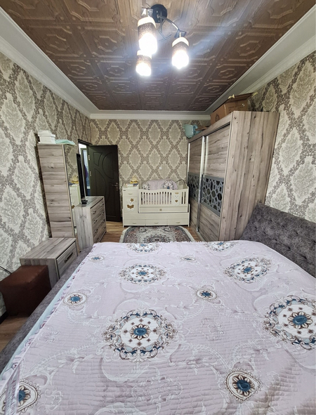 Эко базар Феруза Продается квартира 3/4/4 балкон 1.5*6 Ипотека есть