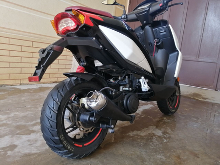 Скутер benelli 400куб