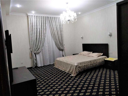 New building 3 room 2 bedroom 2 bathroom Metro Oybek