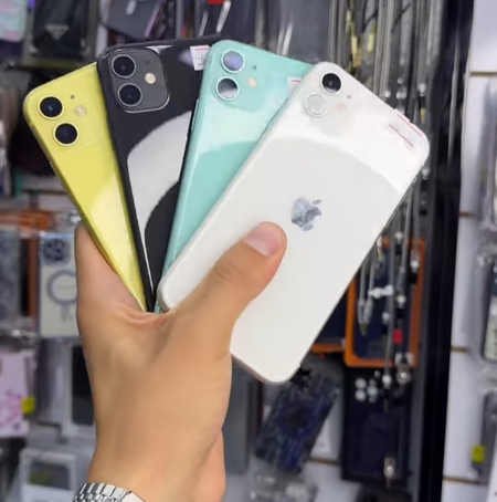 Iphone 11 64 naqt yoki halol nasiya savdo