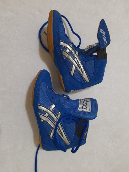 Bolalar sport oyoq kiyimi ASICS