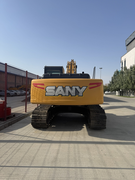 Экскаватор SANY SY235C Янги 1,2 куб