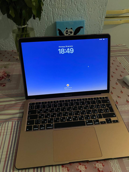 Macbook air Gold