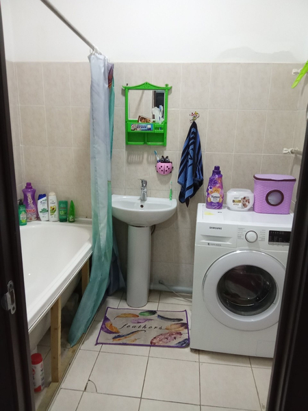 продаётся 3х комнатная квартира на янгихаёт