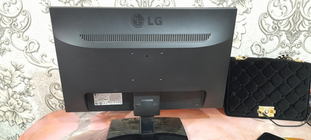 Монитор LG Flatron e2041 s