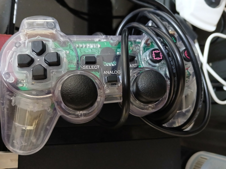 Assalom alekum Ps2 plastation 2 sotiladi 64gb xotira 2xil Proshivka