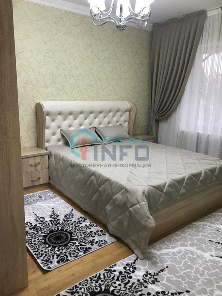 В аренду на Ц 1 (Буюк Ипак Йули) сдается 3-комнатная квартира