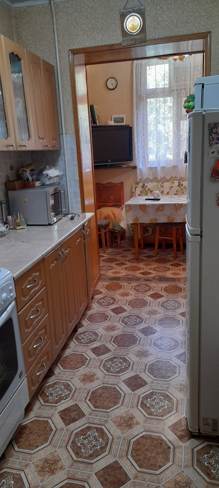Продаю 3/2/5 квартиру, 77серия,68 кв.м,
