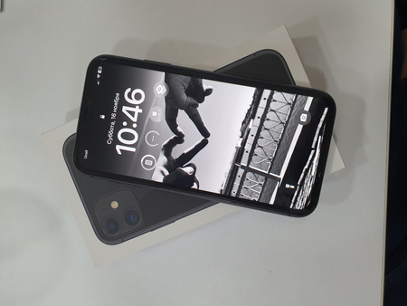 IPhone 11 LL/A   qora rangda