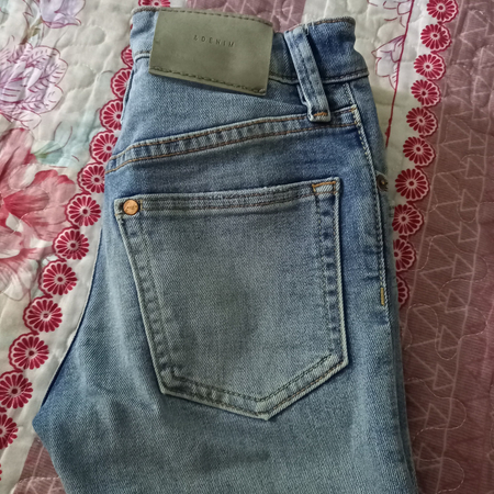 Джинсы на мальчика H&M