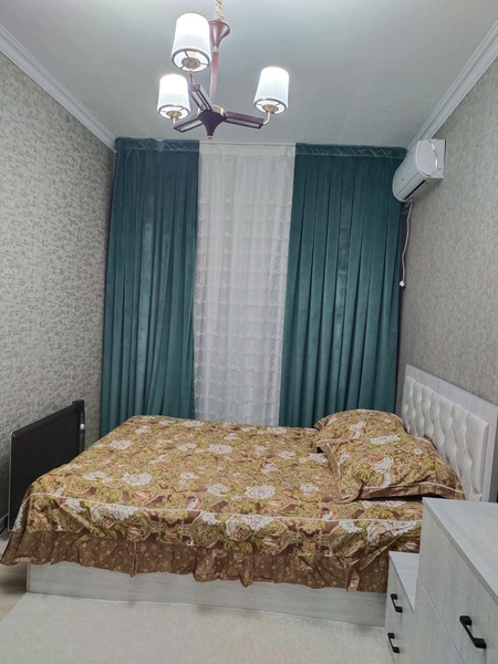 Аренда квартир 80м2 Генерал Казаков  3 комнатная