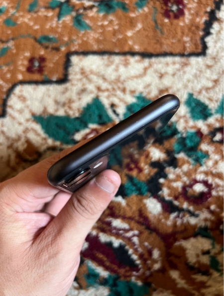 iphone 11 sotiladi