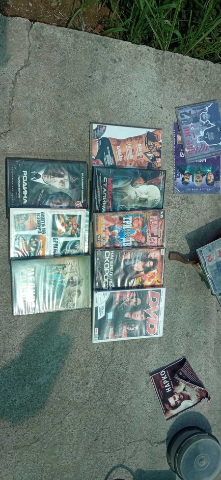 Продаются Игры фильмы и сериалы