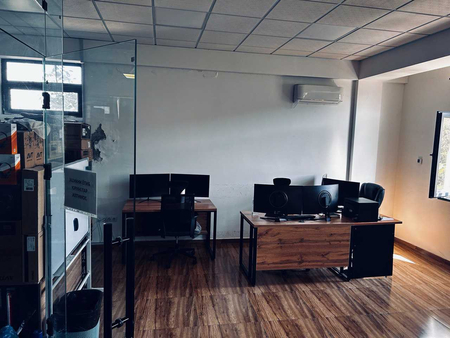 Срочно! В аренду 3 этаж офисного помещения 130м2