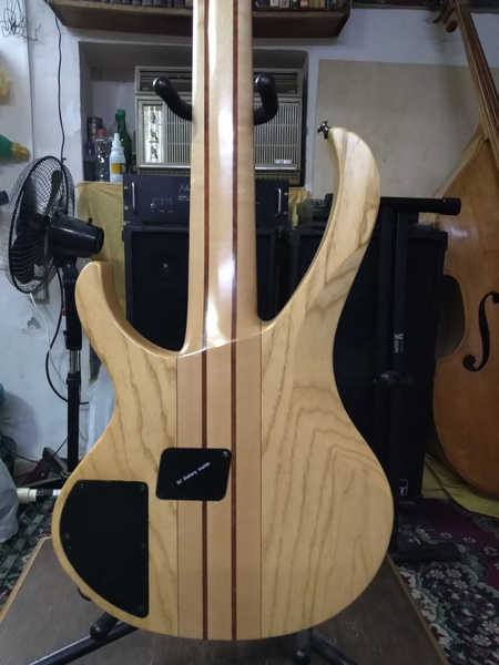 Бас гитара Ibanez BTB675-NTF