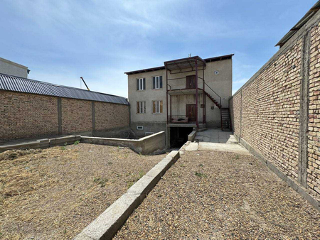 4.5 sotiq tayyor hovli Arendaga beriladi