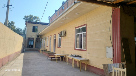 Choyxona sotiladi Hamma sharoitlari alo 4 sotik