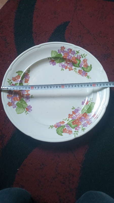 Ляганы большие разные.