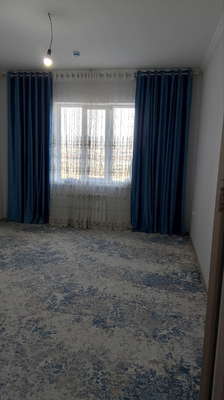 Фаргона шахар Тарона 20Е 48 кв. сотилади.Срочно.