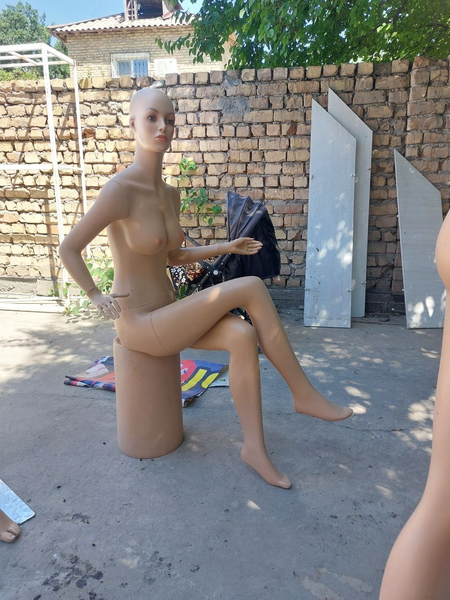 Срочно продам женские маникены