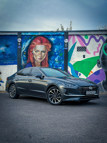 Hyundai Sonata Travel позиция, 2022 год ноябрь,30 000 км пробег чистая