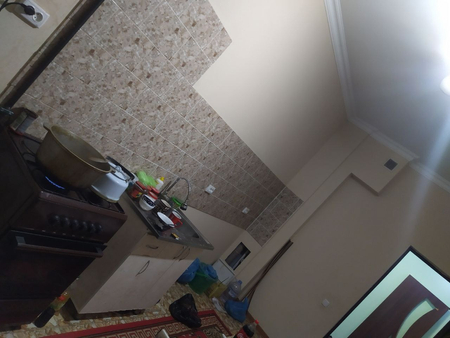 Sagdiana masjidni oldida 2 yoki 3 kishiga kvartira bor