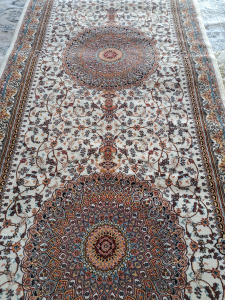 Gilam yuvish korxonasi 12 000 so'm