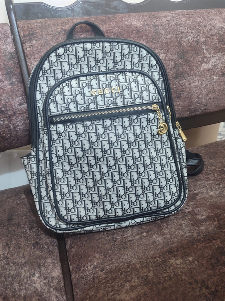 Rukzak Gucci ajoyib sovgʻa