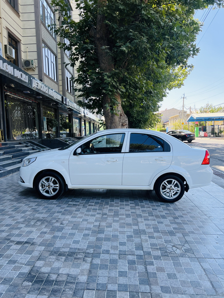 Nexia3  2020yil Avtomat 92.000km