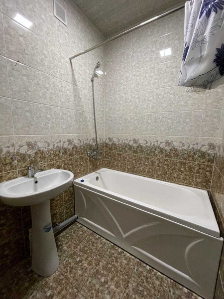 谷 129490 谷 Chilonzor tumanida kvartira sotiladi [42 м²]