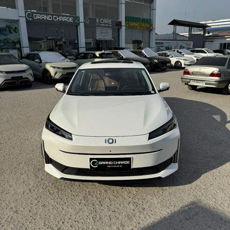 Changan Qiyuan A05 haybrid sotiladi