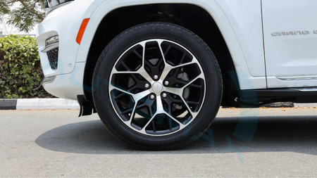 2024 Grand Cherokee Summit Reserve