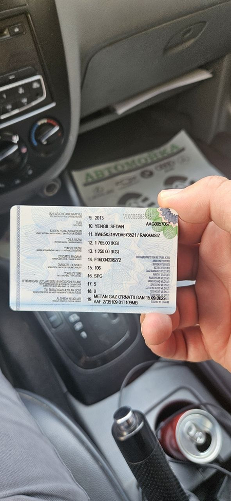 Lasetti 1.6 avtomat sotiladi