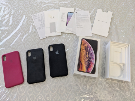 iPhone XS gold 64gb KH/A