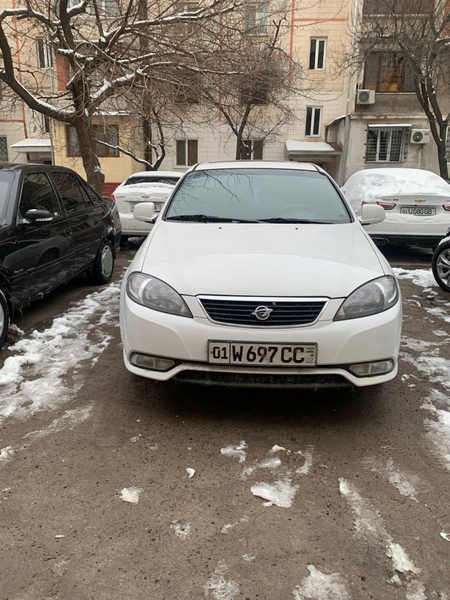 Jentra ravon 3-pozitsiya avtomat karobka ideal holatda arenda