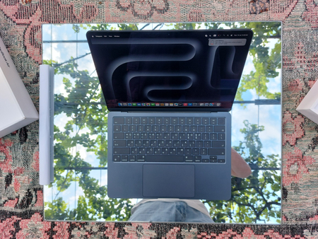 Macbook Air 2022 Midnight 13.6 Inch
13.6 Inch Macbook Air 2022 Midnigh