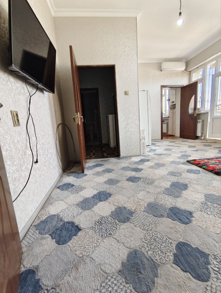 Срочно продаётся 2х комнатная квартира. Сергели. 6а.