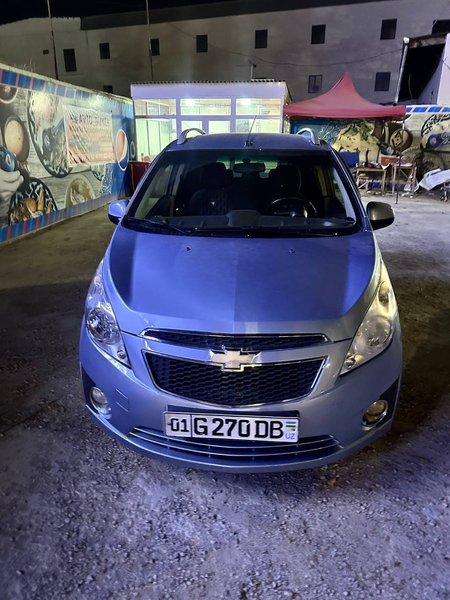 Спарк 2015 автомат, 1 та пятно бор,