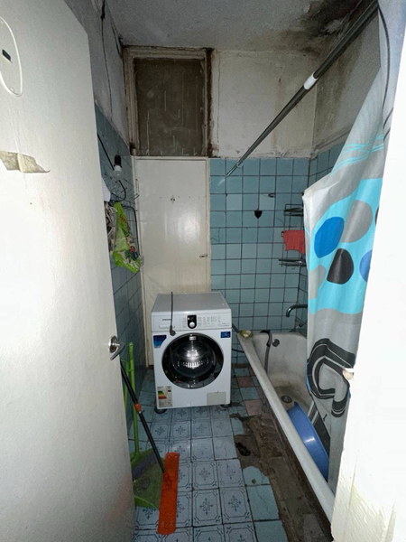 Продается 2в3/4/4 торец. Кадышева , лисунова , авиасозлар 1 . Шолохова